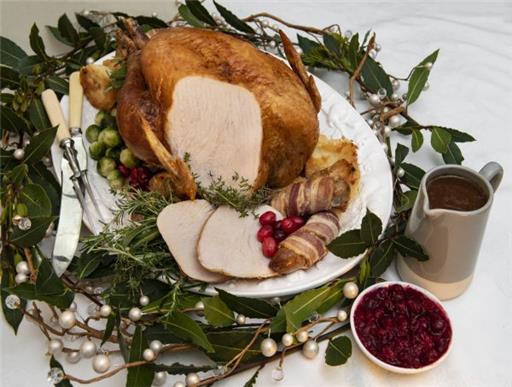 Buy Turkey - White (7kg - 9kg) - Sunnyfields Farm Shop